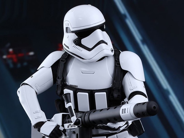 ¿Quieres trabajar como un Stormtrooper? Esto es lo que debes hacer ...