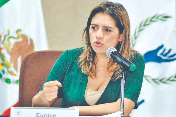 …Y Eunice Rendón dice: lo es “de facto” - ContraRéplica - Noticias