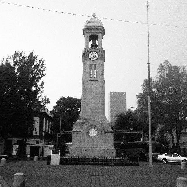 El Reloj Chino de Bucareli, 106 años marcando el tiempo - ContraRéplica ...
