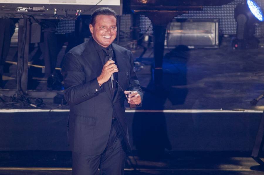 Oro de Rey” sobre la vida de Luis Miguel se publicará el 20 de abril ...